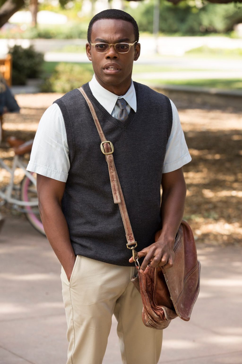 6 Outfits Inspired by The Good Place - Sartorial Geek